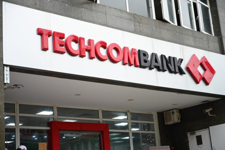 Cập nhật lãi suất gửi tiết kiệm Techcombank 2026 & Bí quyết tối ưu lợi ...